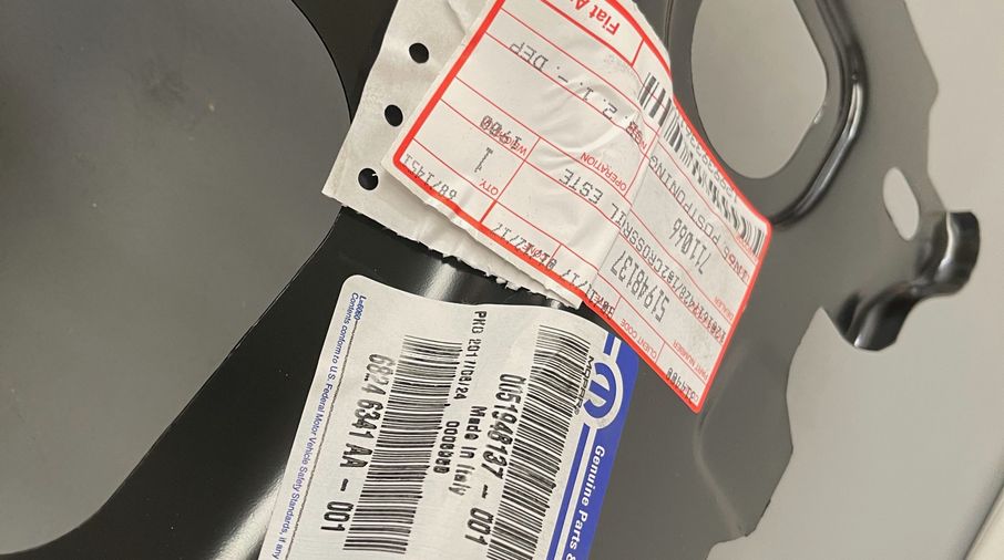 Panel Liftgate Opening, Renegade (68246341AA) | Jeepey - Jeep parts ...