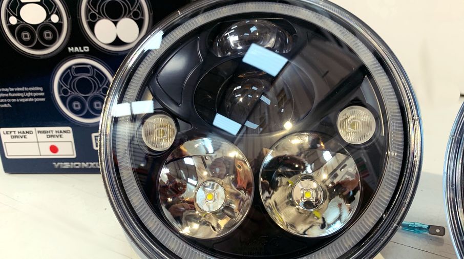 7" Vortex LED Headlights x 2 (Matte Black) RHD (XIL-7RERFMBKIT ...