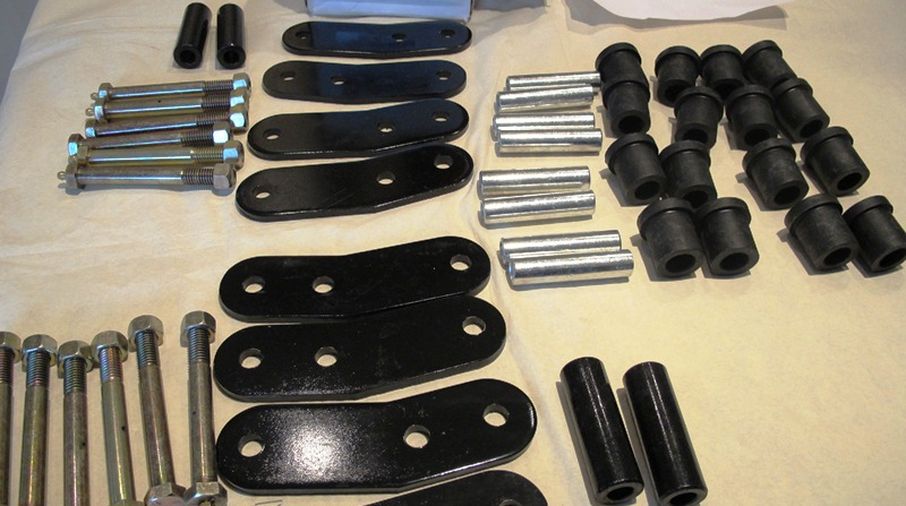 Heavy Duty Greasable Shackle Kit, 4 Piece (YJ) (RT21023) | Jeepey ...