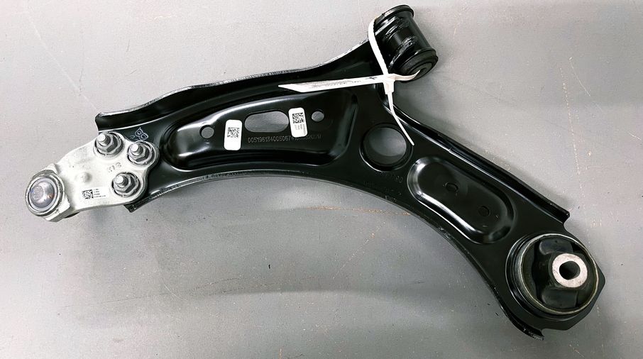 Control Arm, Front Lower, Right, Renegade 2wd (68248000AA) | Jeepey ...